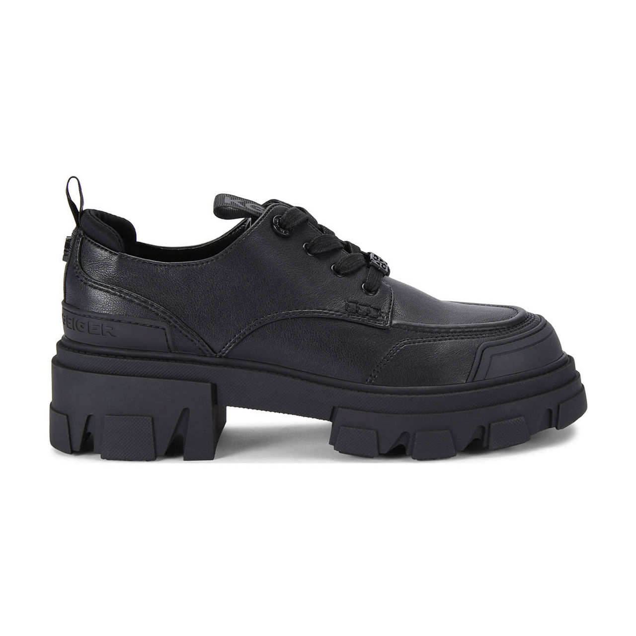 Trekker Loafer Lace Up