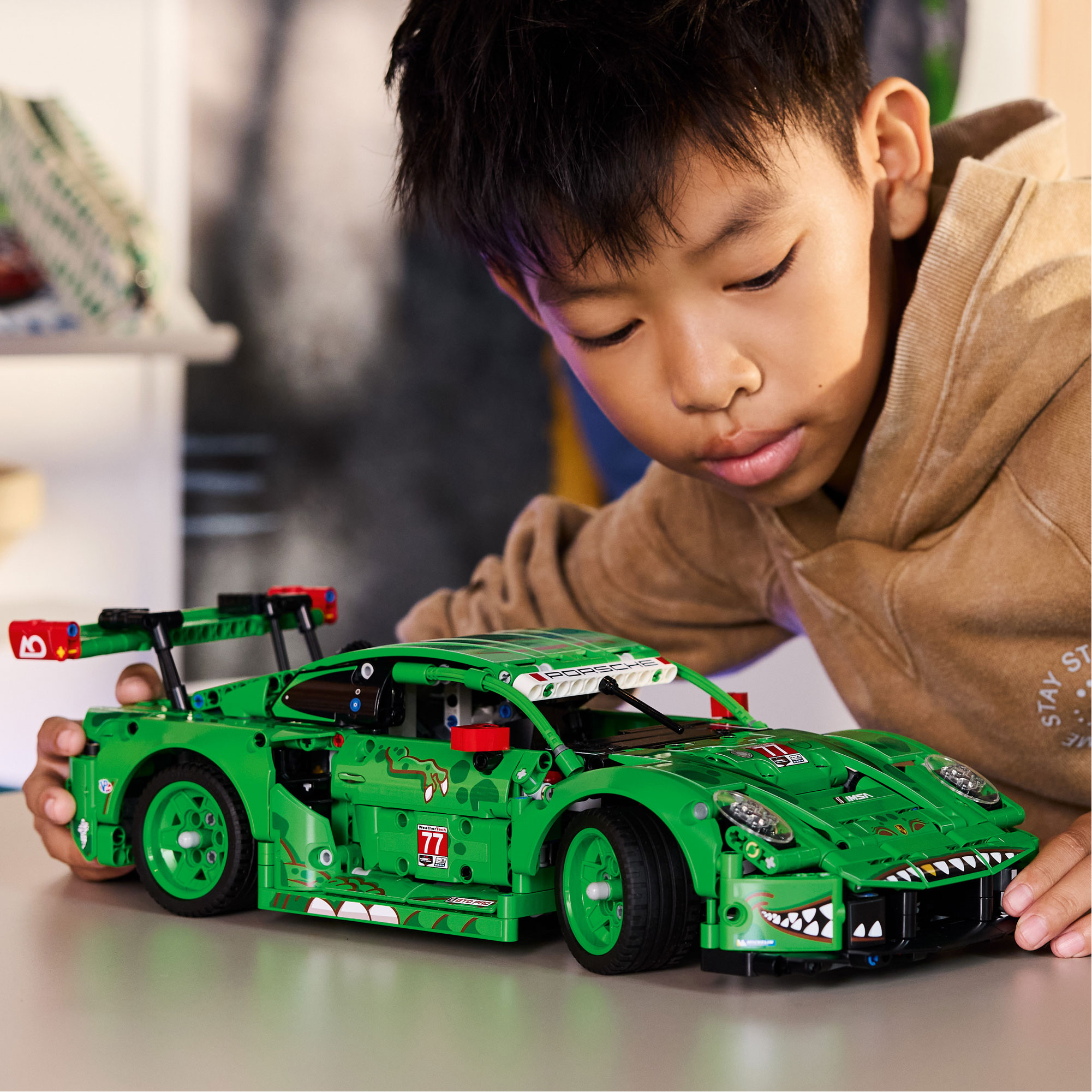 LEGO LEGO® Technic Porsche 911 GT3 R REXY AO Racing Car