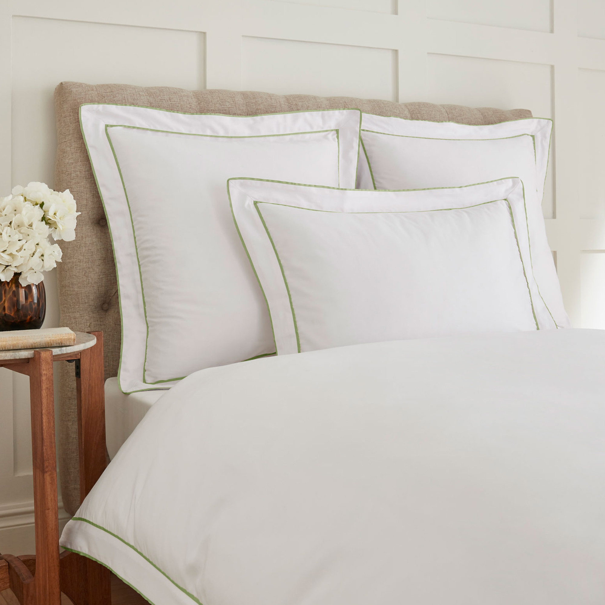 KARLA BREE 400 Thread Count Double Tape Edge Square Pillowcase Pair ...