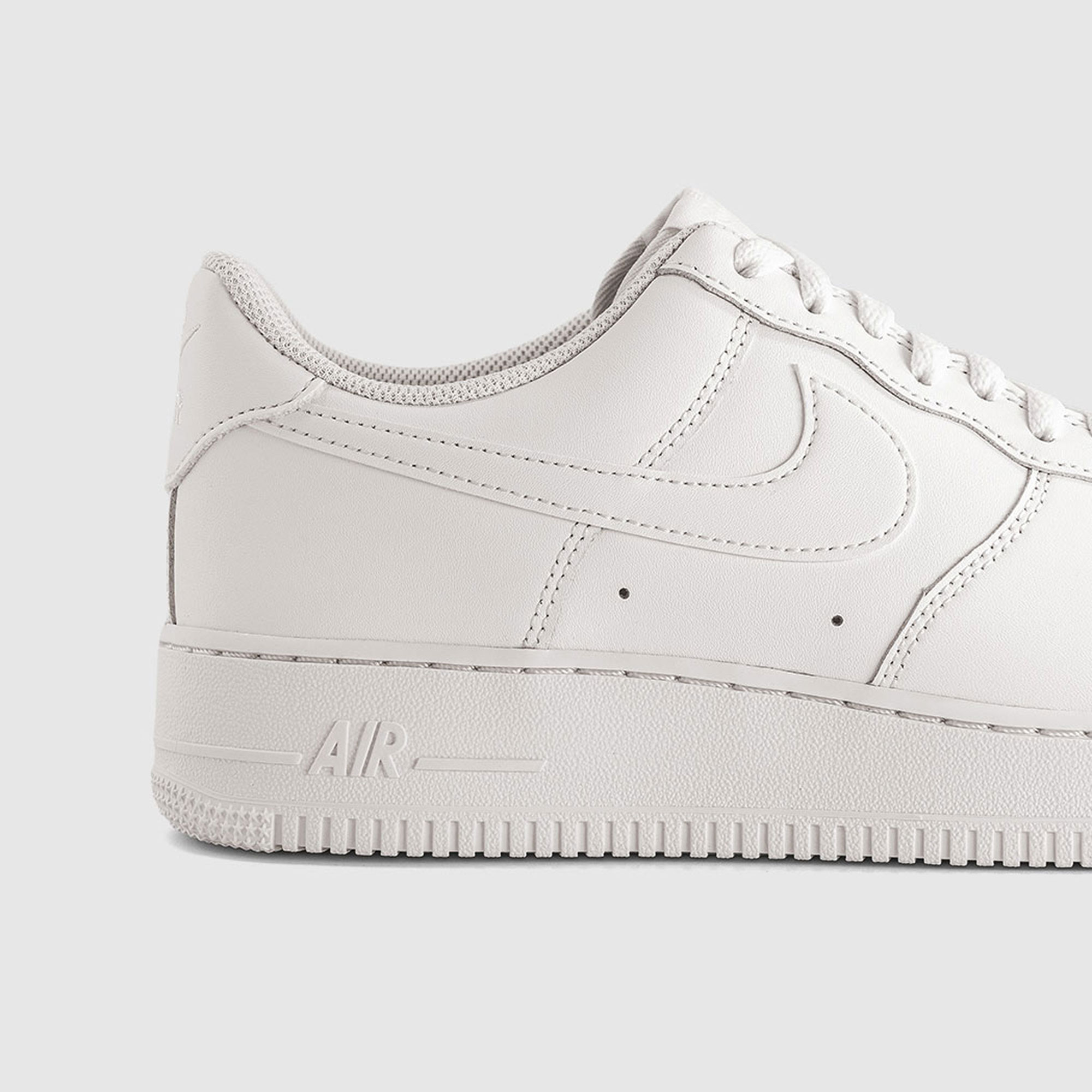 NIKE Air Force 1 Trainers